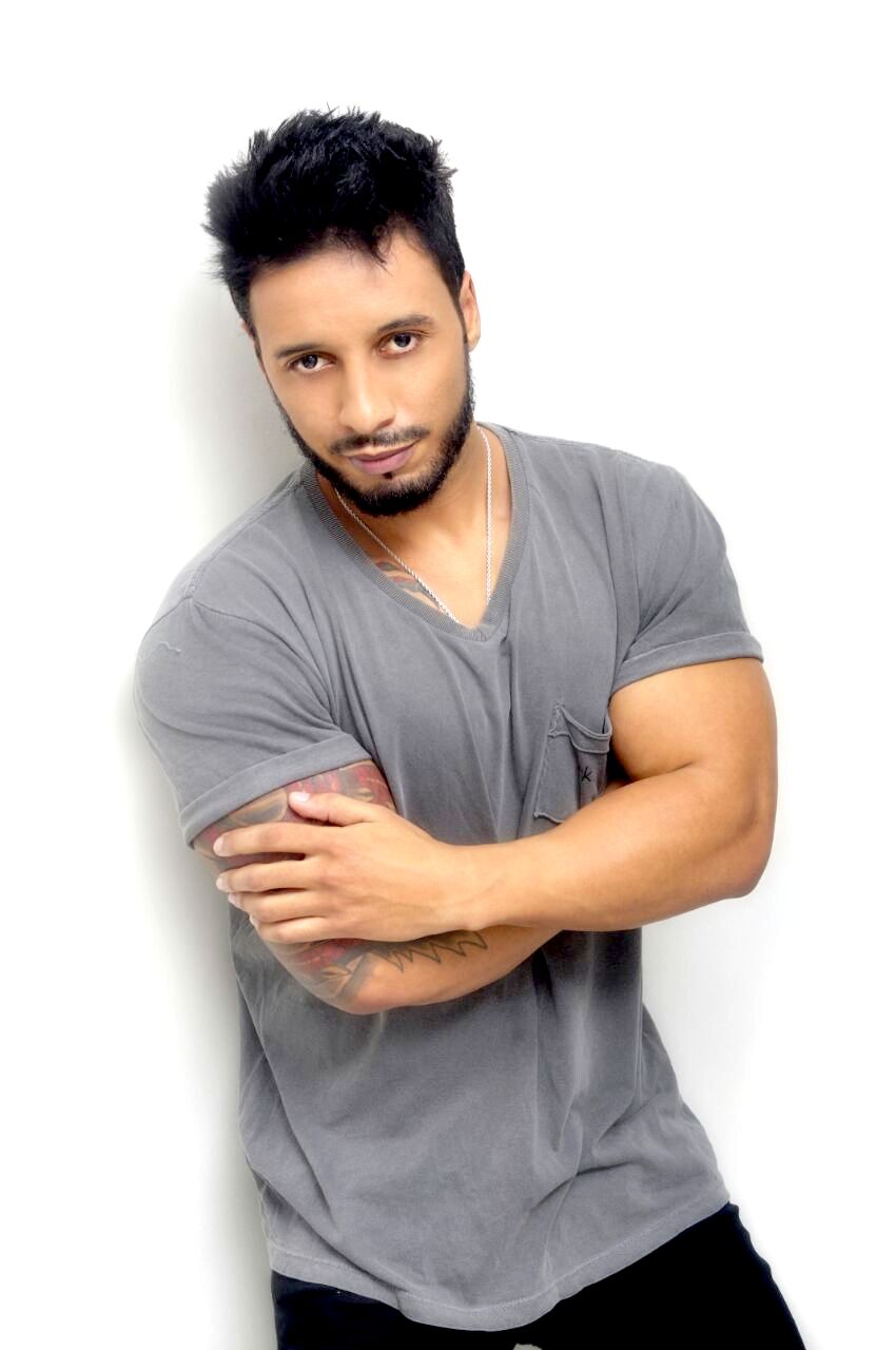 Model Carlos Henrique by Rick Souza | Men and underwear